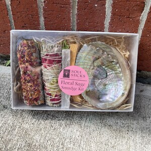 Floral Sage Gift Set - Etsy
