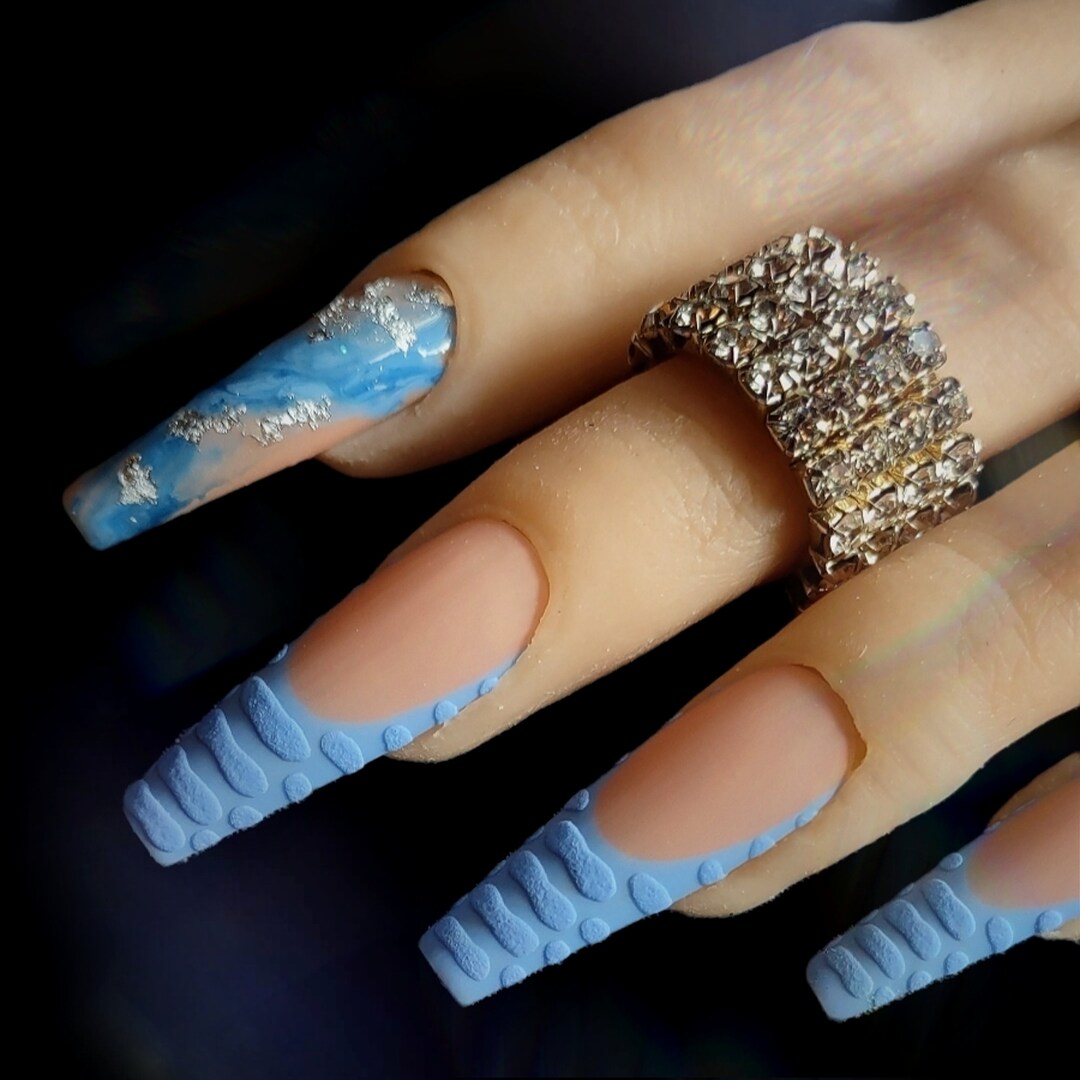 Luxury Blue 3D Croc Print French Tip Press on Nails Free Nail Kit ...