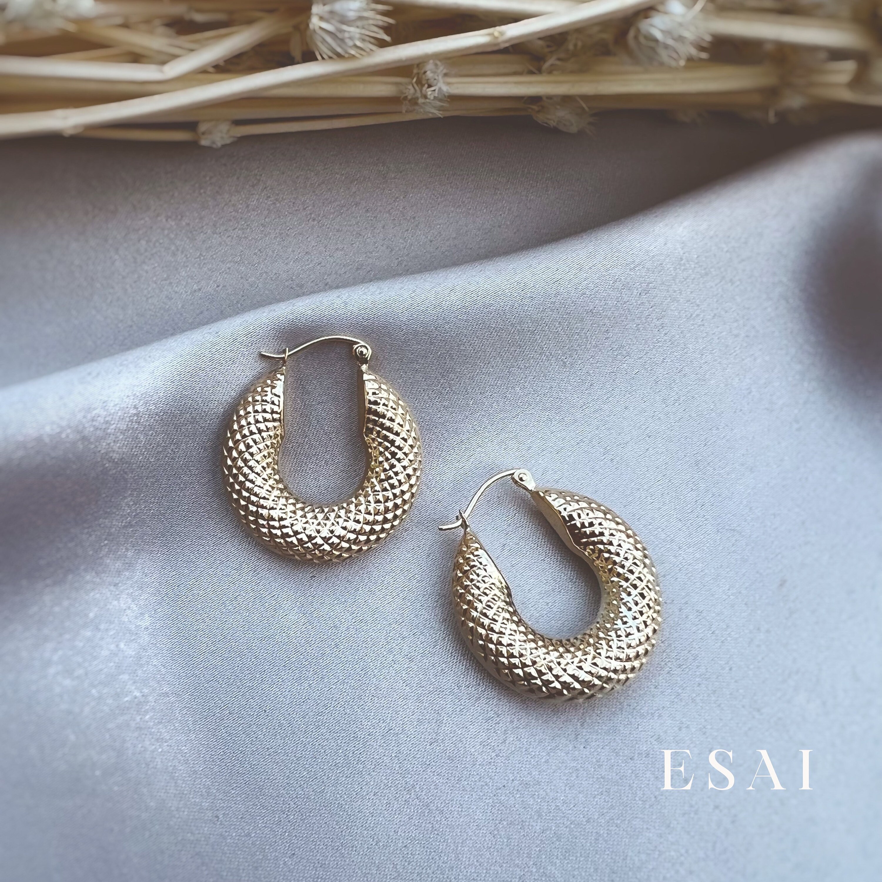 14k Yellow Gold Mesh Design Hoop Earrings - Etsy