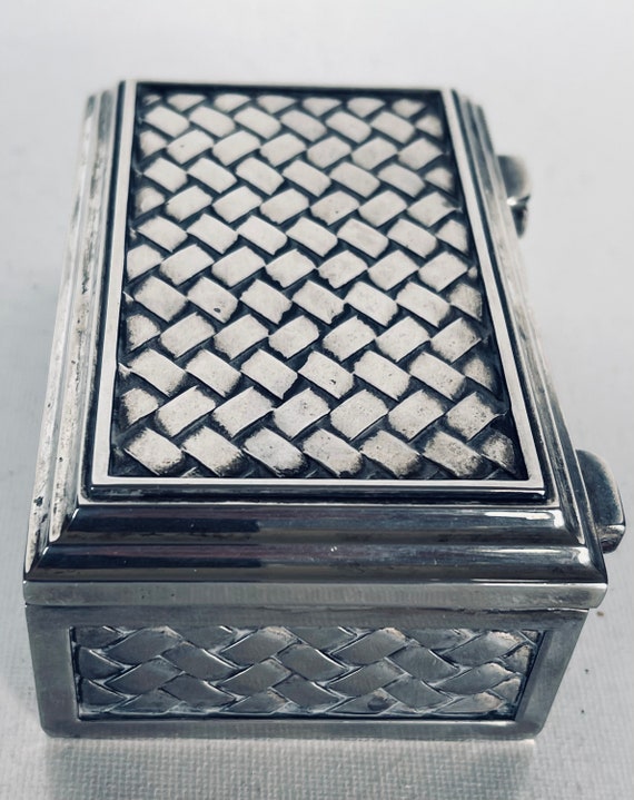 Small silver plate trinket box with interwoven metal … - Gem