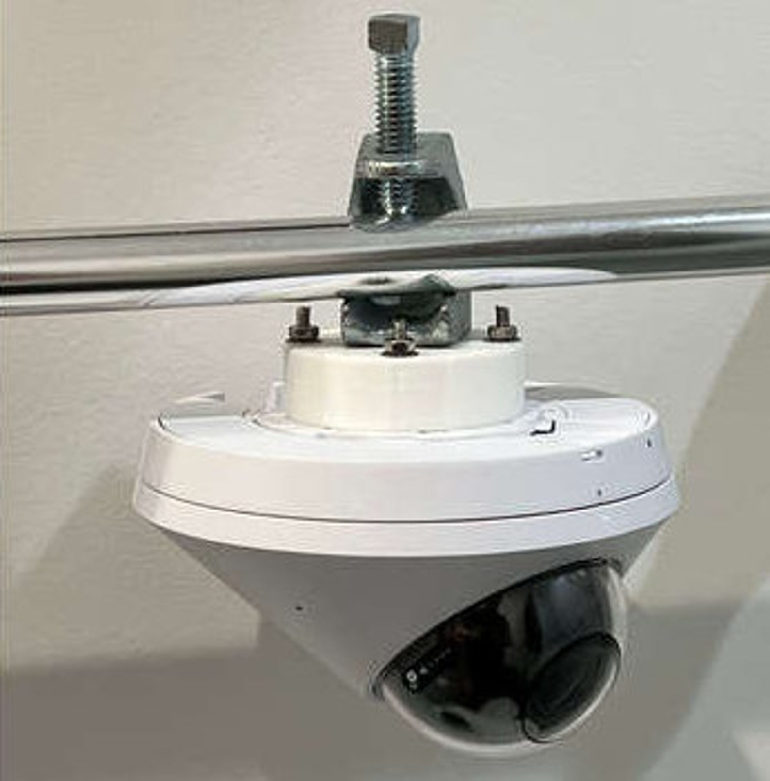 Ubiquiti Unifi AI 360, G5 Dome Beam Clamp Mount - Easy Install for ...