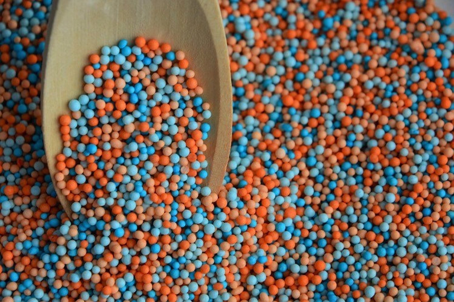 Wackadoo Bluey Cartoon Kids Edible Nonpareil Sprinkles 100s - Etsy