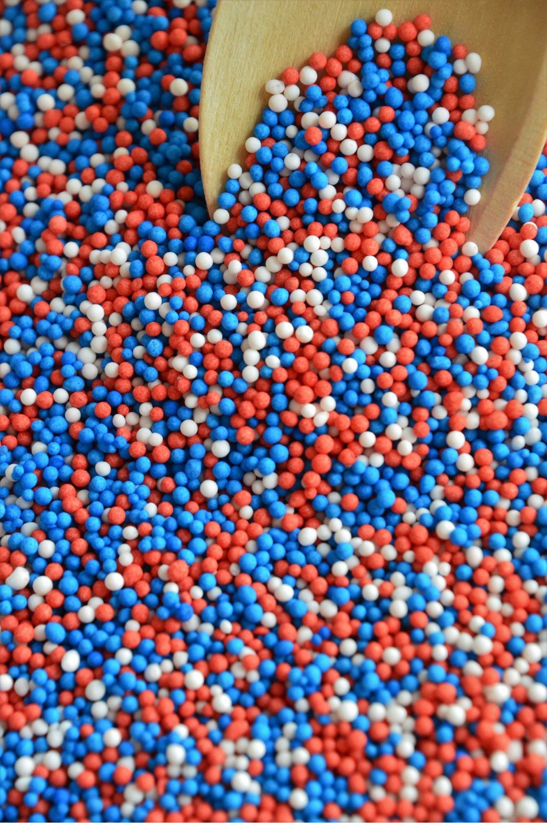 Cartoons Edible Nonpareil Sprinkles 100s and 1000s Cake Australia Day ...