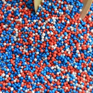 Cartoons Edible Nonpareil Sprinkles 100s and 1000s Cake - Etsy