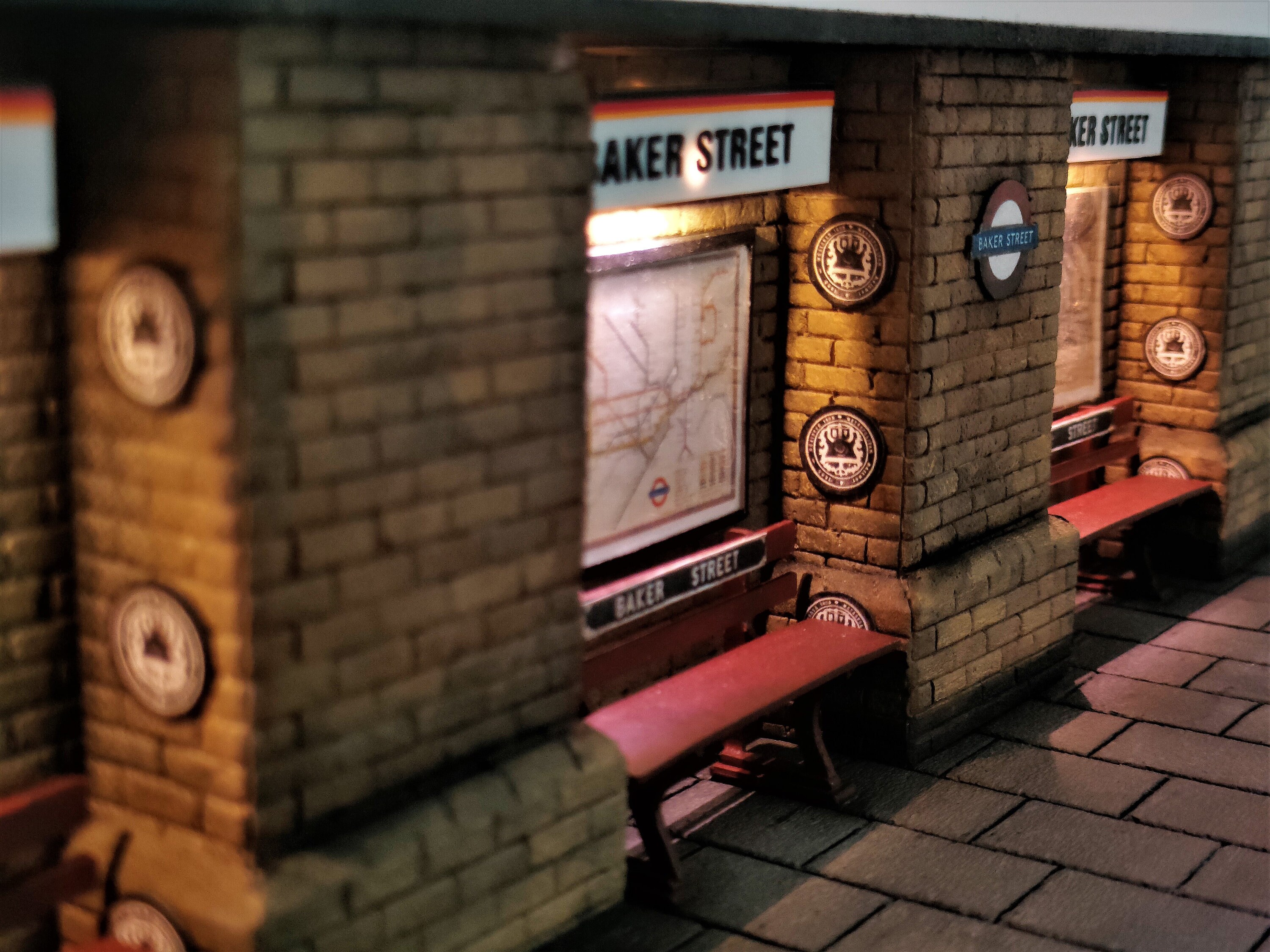 BAKER STREET STATION/ Dollhouse, Miniature House Diorama Booknook - Etsy