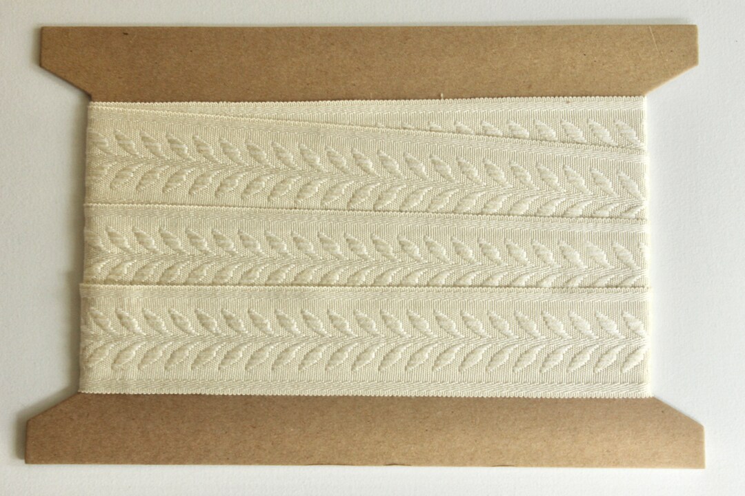 Scalamandre Castaing Braid Trim in Cream, Scalamandre Trim by the Yard ...