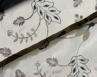 Morris & Co Morris Oak in Forest/cream, Cotton/linen Blend Fabric by ...