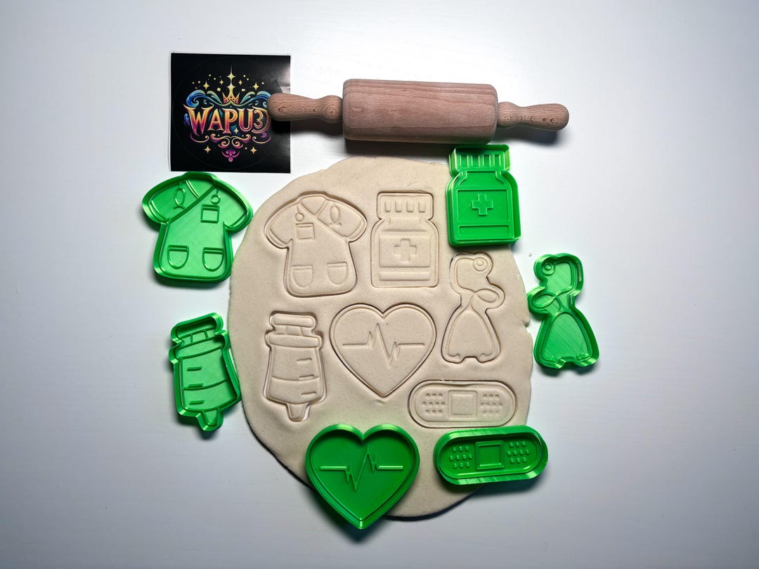 Medicine Cookie Cutter ECG Heart Cookie Cutter Doctor's Coat Plaster ...