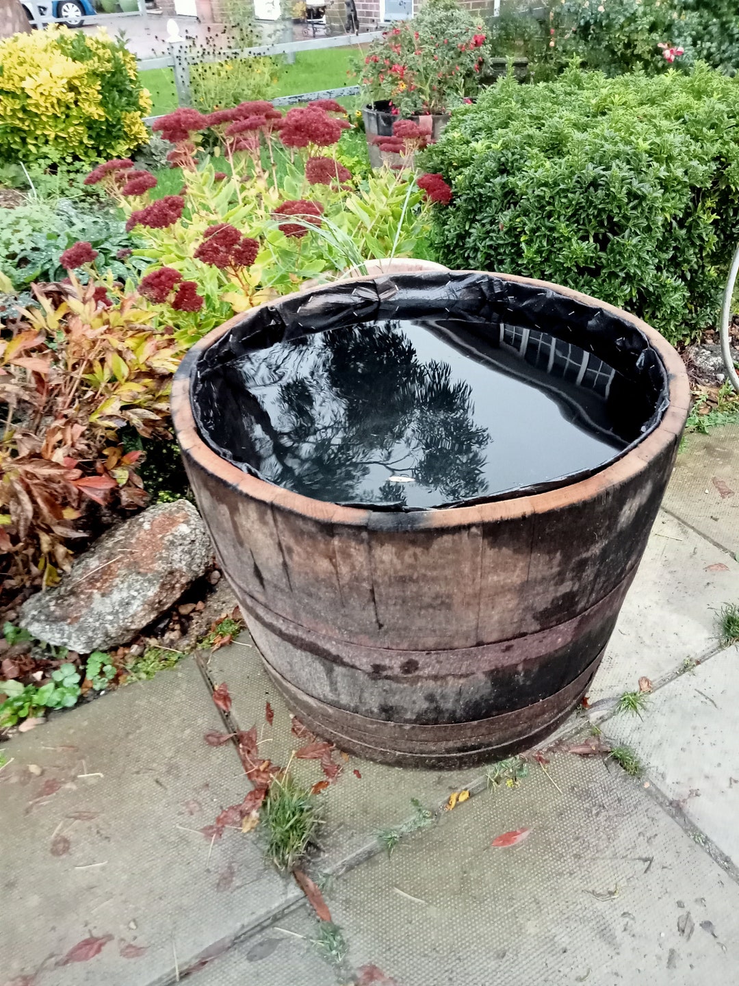 Water Tight Oak Barrel With Liner 100% Safe for Fish and Aquatic ...