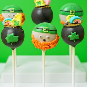 St. Patrick’s Day Cake Pops, 12 Cake Pops, St. Patrick’s Day Party - Etsy