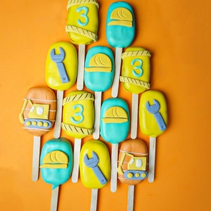 Construction Cake Pops, Construction Birthday Themed, Construction ...