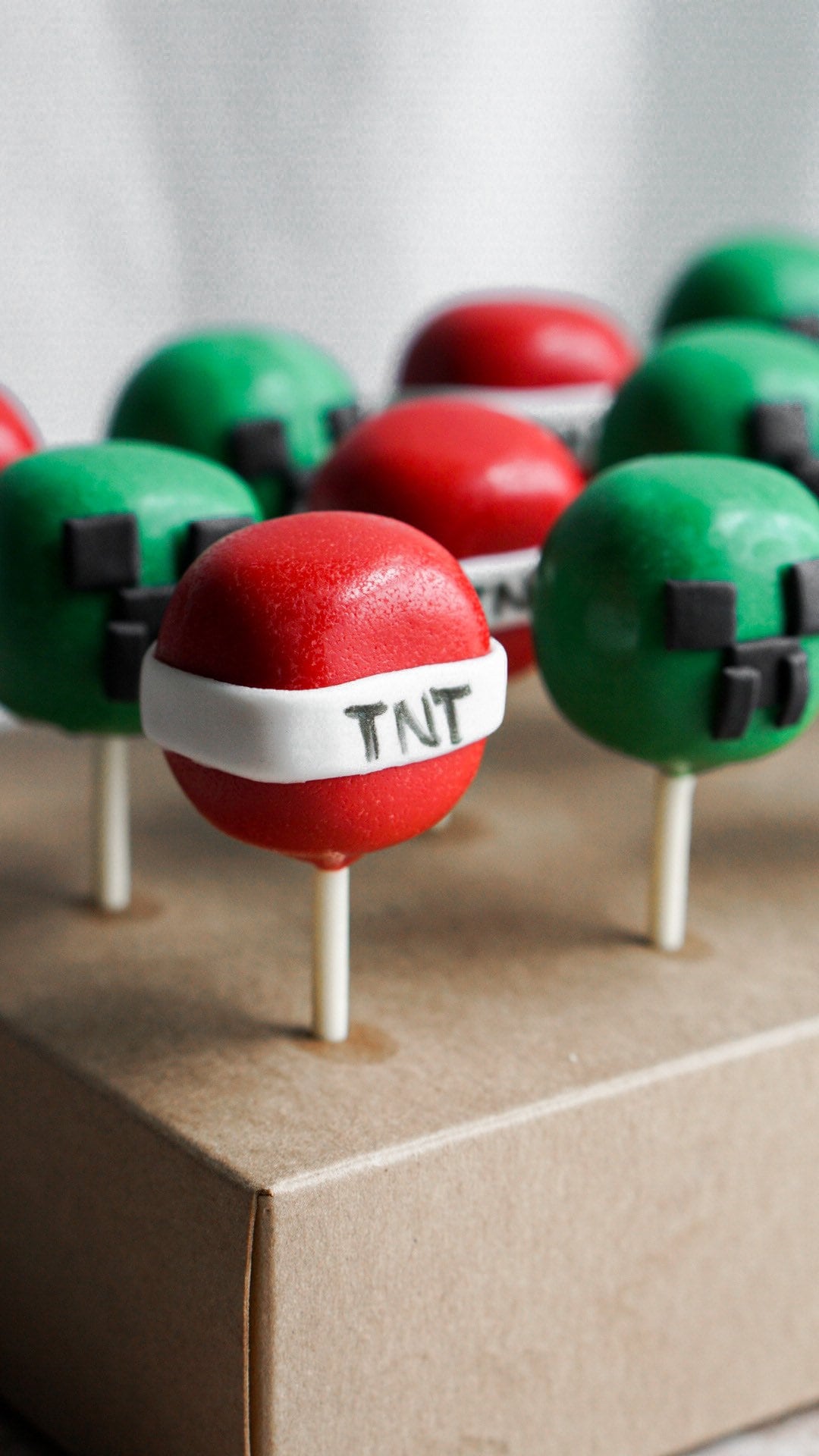 Minecraft Cake Pops