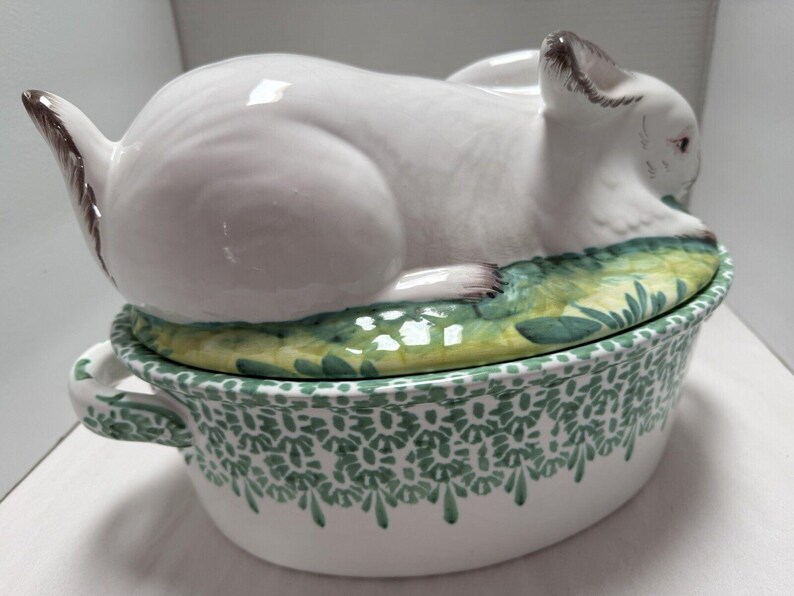 Hand Painted Ceramic Casserole With White Rabbit Lid for Easter - Etsy