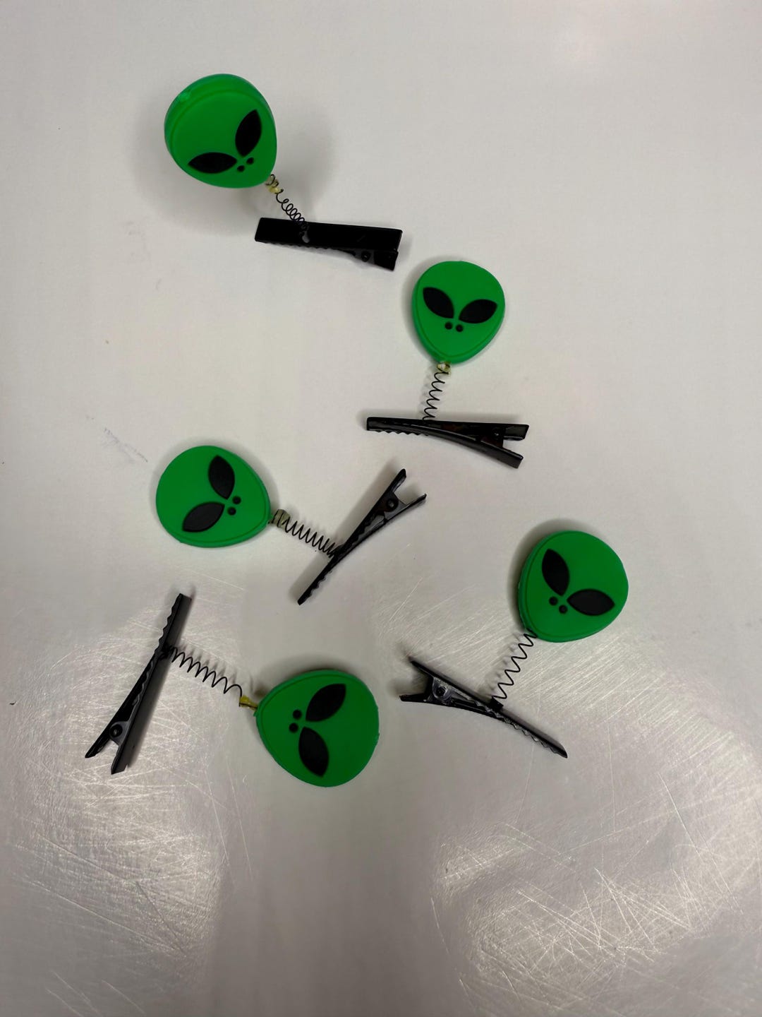 Alien Head Hat Clips, Hat Pin, EDC Hair Clip, Mushroom Clip, Rave, EDM ...