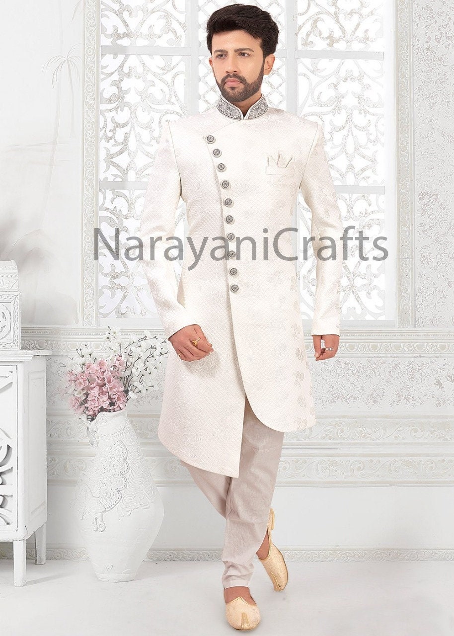 New Traditional Ethnic Poshak of Indian Culture a Perfect Party Wear ...