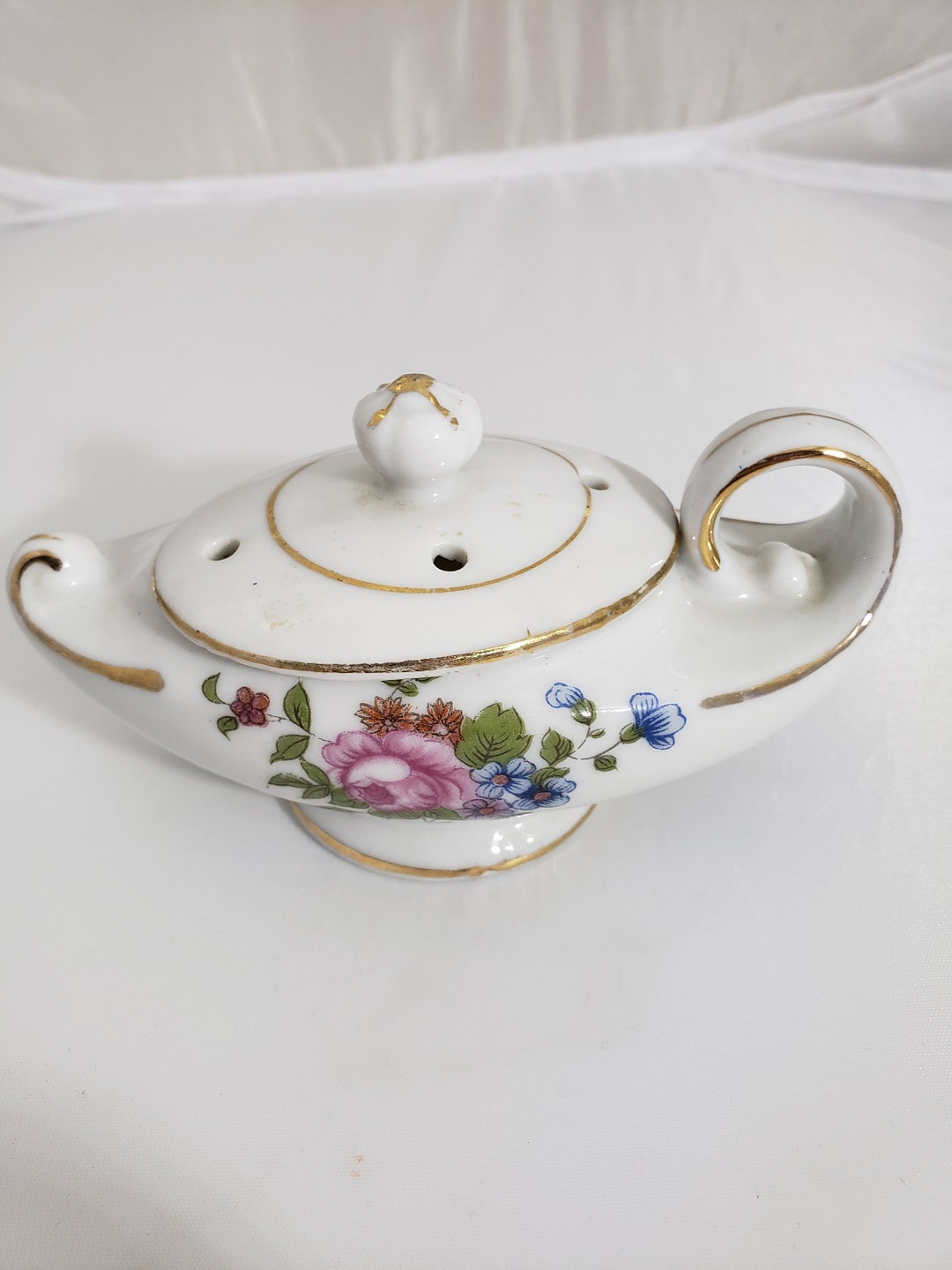 Viking Vintage Small White Porcelain Genie Lamp Dish W/ Floral Design ...