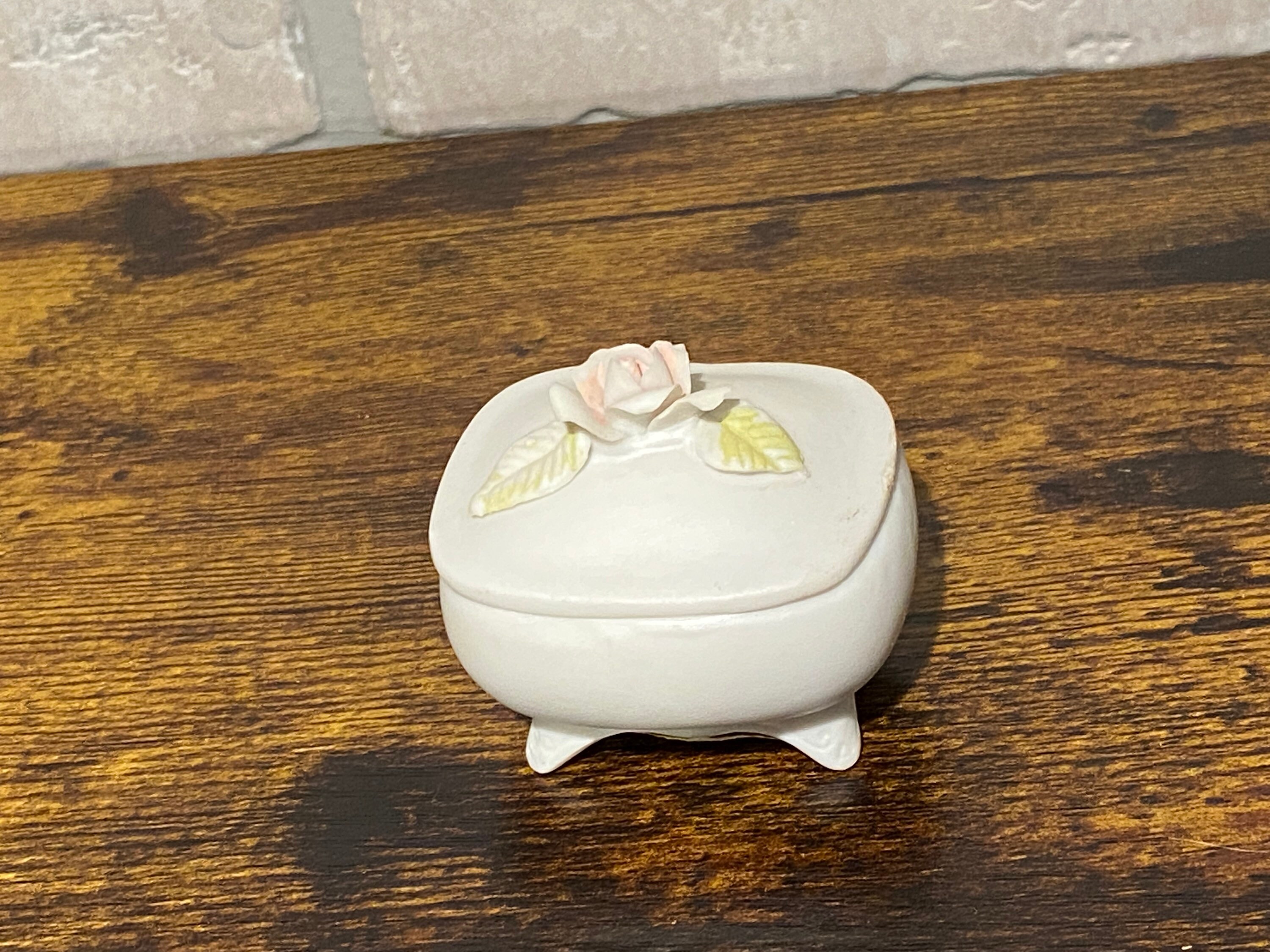 Vintage Small Porcelain Ring Holder, Trinket Holder, Dish With Cover ...