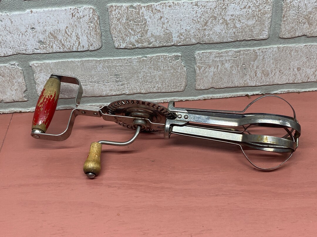Vintage Egg Beater, Hand Mixer, Manual Hand Mixer, Vintage Kitchen - Etsy
