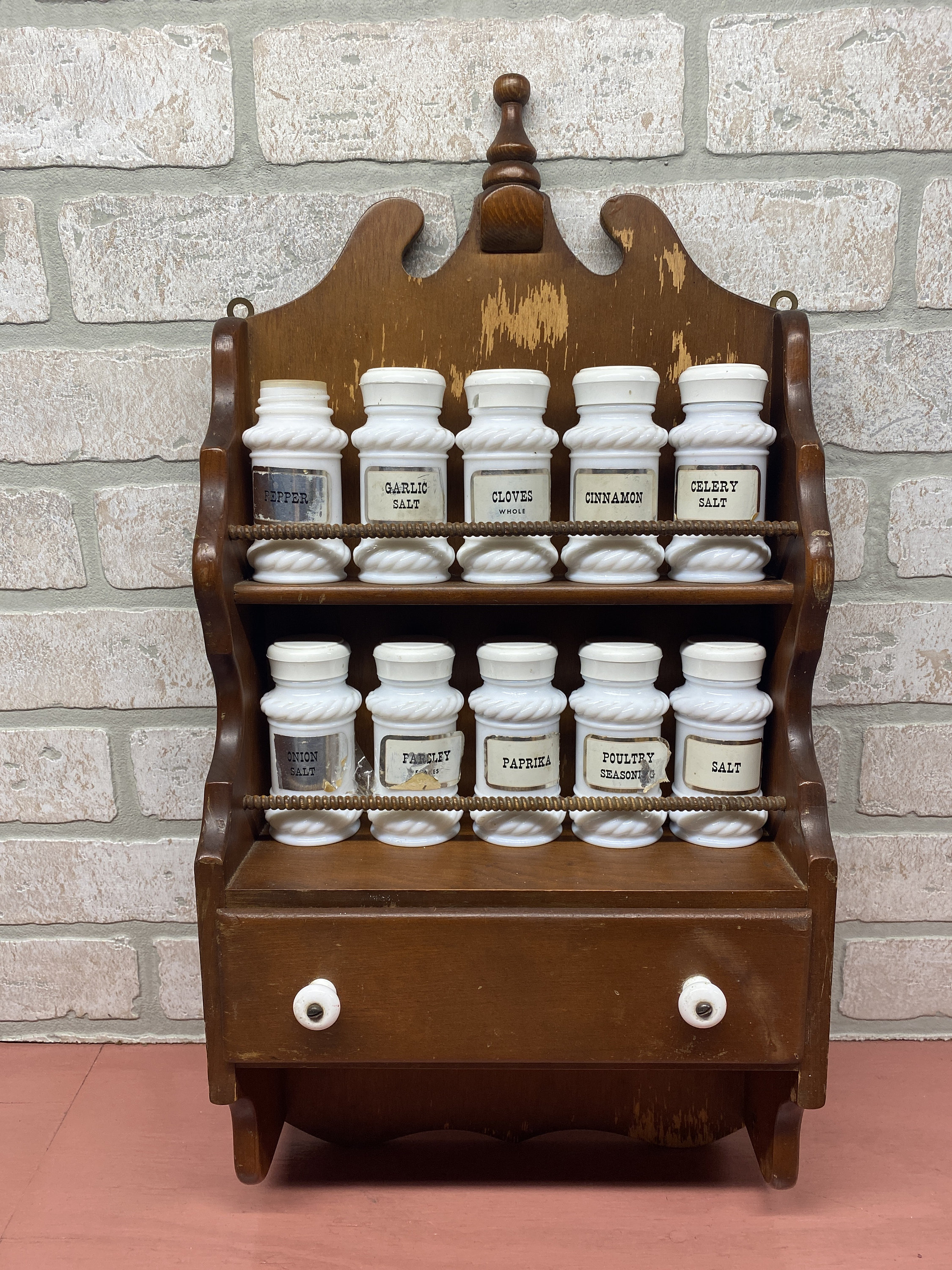 Vintage Spice Rack, Spice Holder, Spices, Seasonings, Glass Bottle, Vintage Kitchen - Etsy