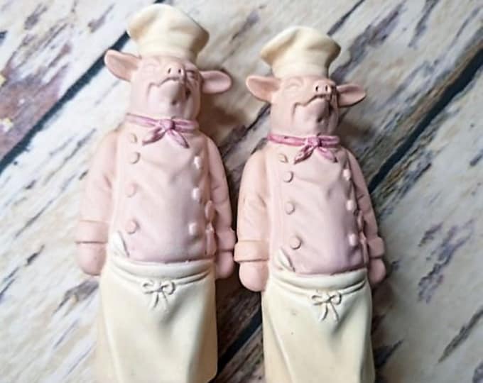 2 Chef Pigs Figurine - Wooden Kitchen Utensil Set With Rounded Fork ...