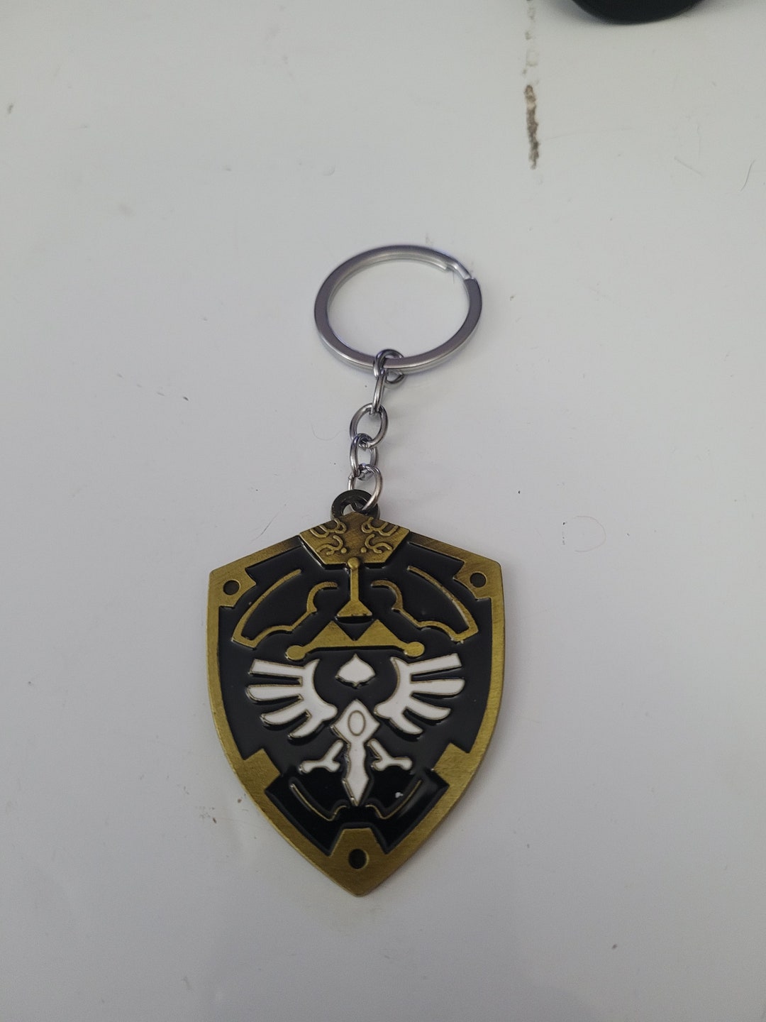 Zelda Crest Keychain - Etsy