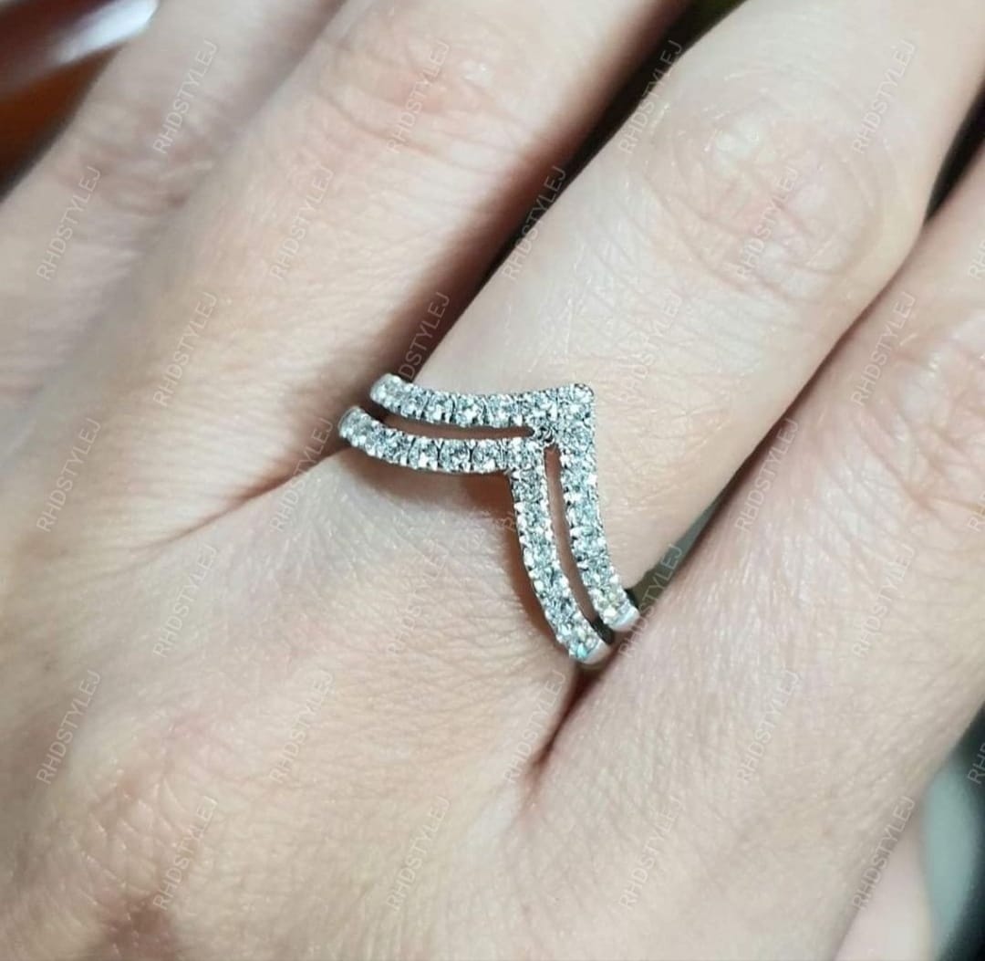 Double V Shaped Wedding Band, Chevron Wedding Bands Women, Moissanite ...