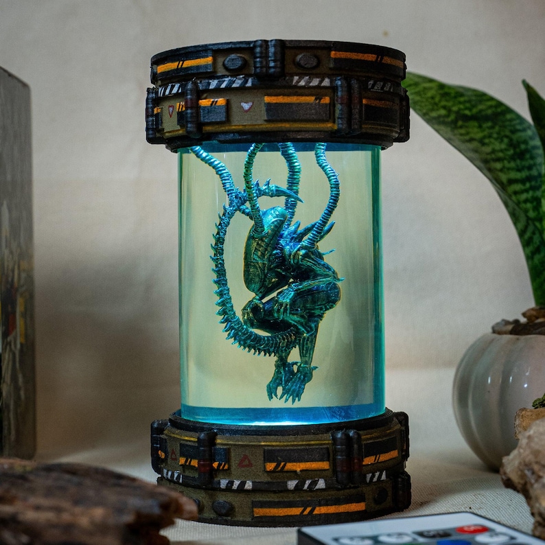Alien Epoxy Lamp - Space Monster Resin Lamp, Galaxy Terrarium Night ...