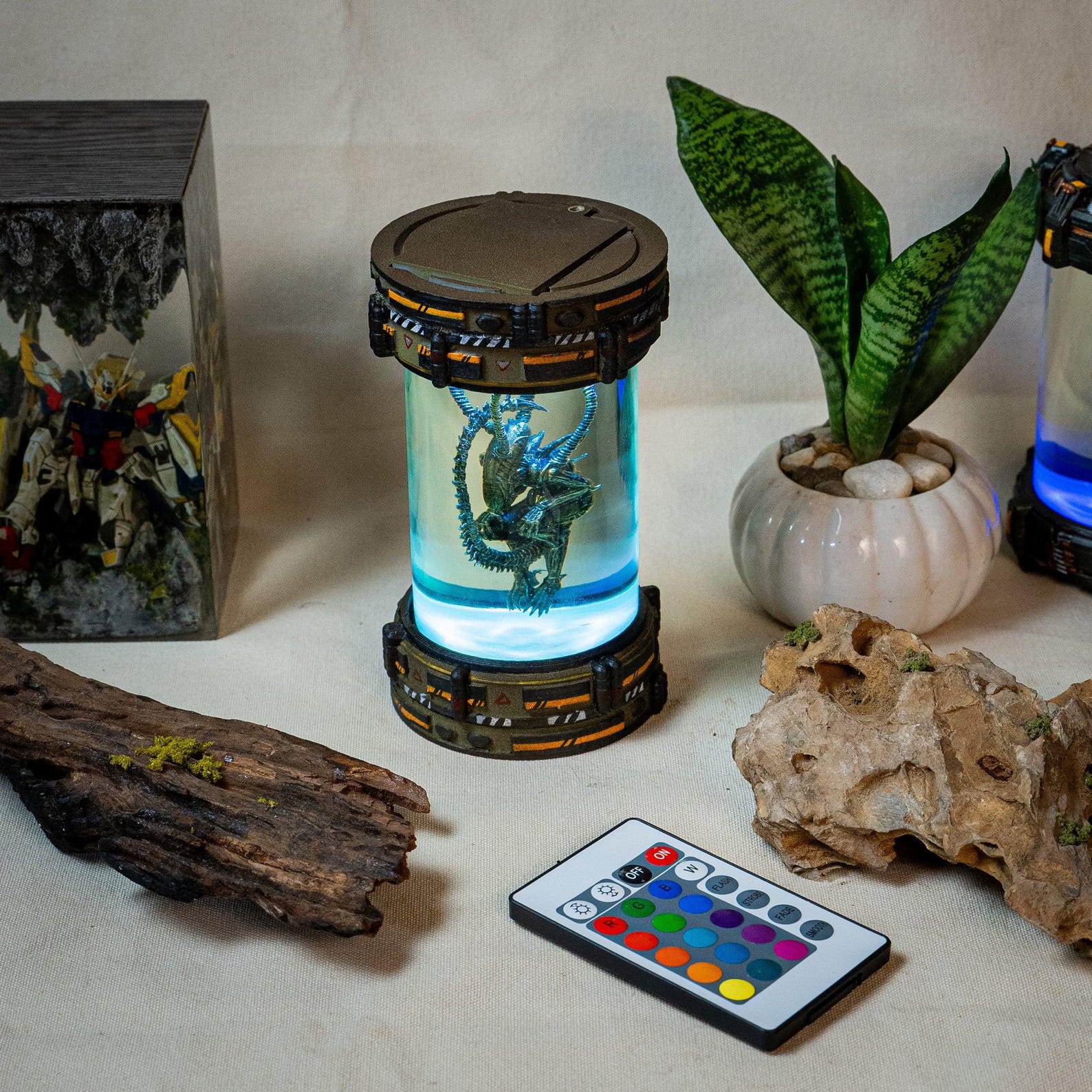 Alien Epoxy Lamp - Space Monster Resin Lamp, Galaxy Terrarium Night ...