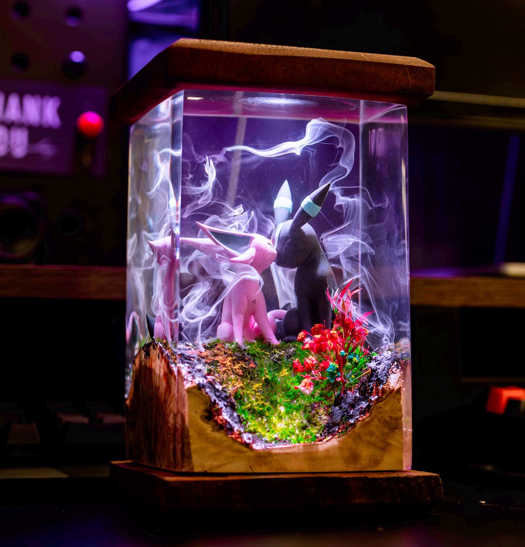 Resin Lamp Featuring Two Beloved Characters, Anime Inspired Lamp ...