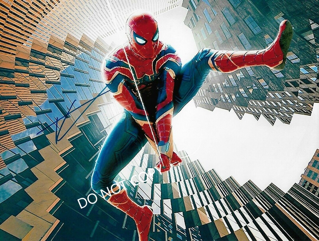 Tom Holland 8 X10 20x25 Cm Autographed Hand Signed - Etsy