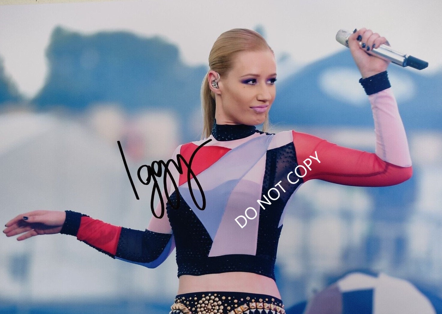 Black Widow Iggy Azalea Artwork