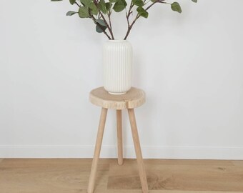 Cedar Tripod Table - Etsy