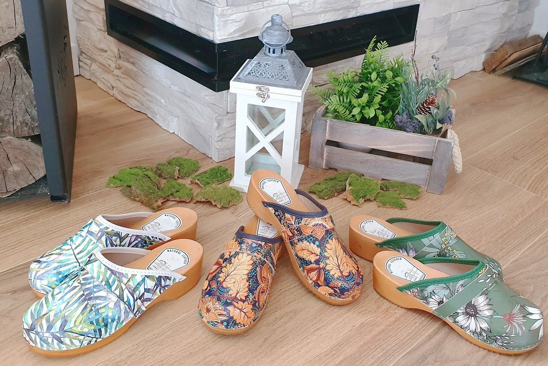 Women Clogs With Beautiful Patterns and Colors Leather Wood Classic ...