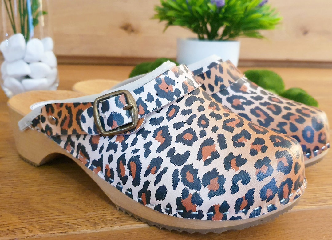 Leopard Print Clogs Womens Beautiful Medical Very Comfortable Clogs ...