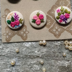 Floral Embroidered Big Size Buttons / Set of Hand Made Button ...
