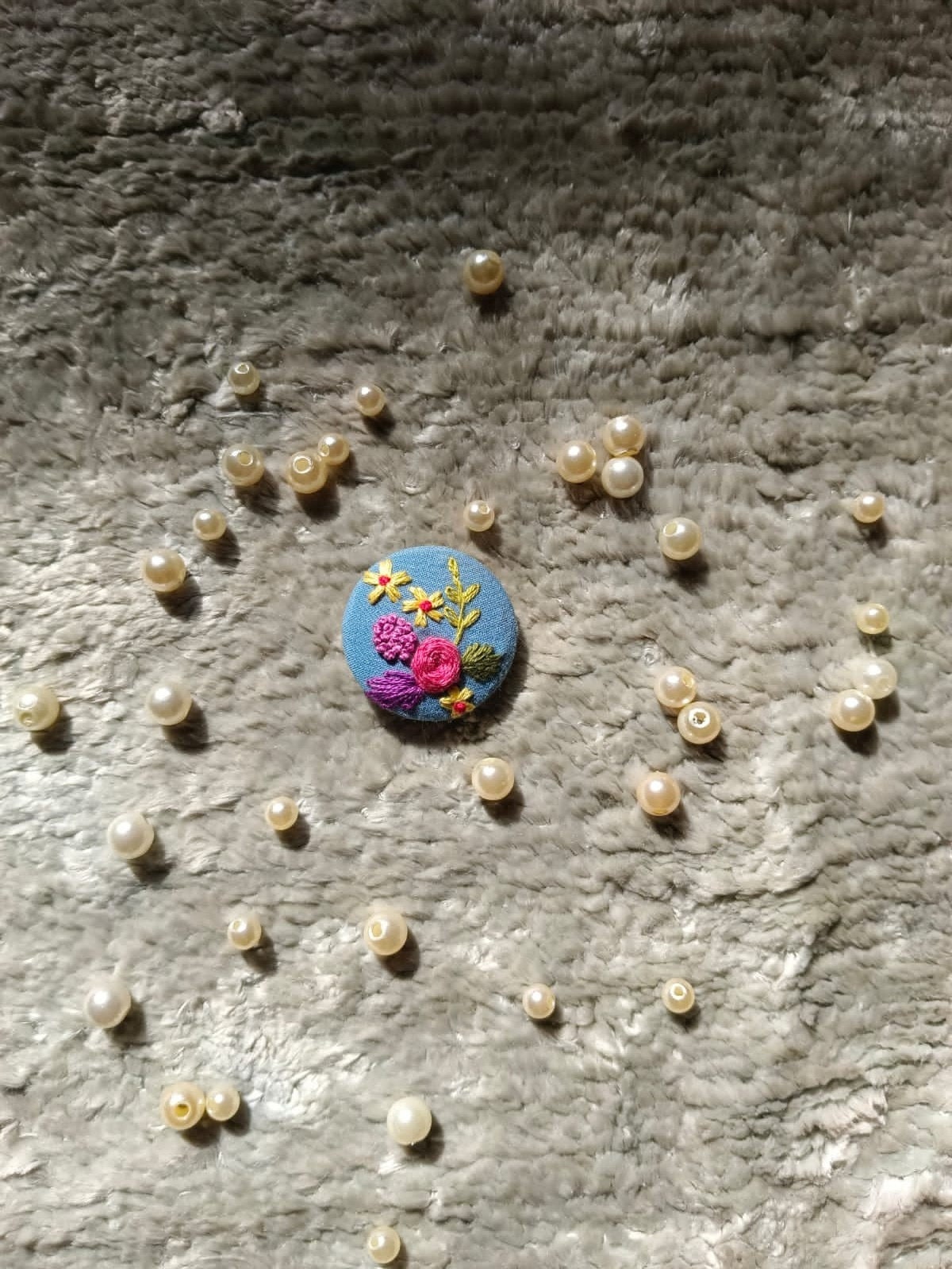 Pretty Hand Embroidered Floral Big Size Buttons / Set of Hand Made ...