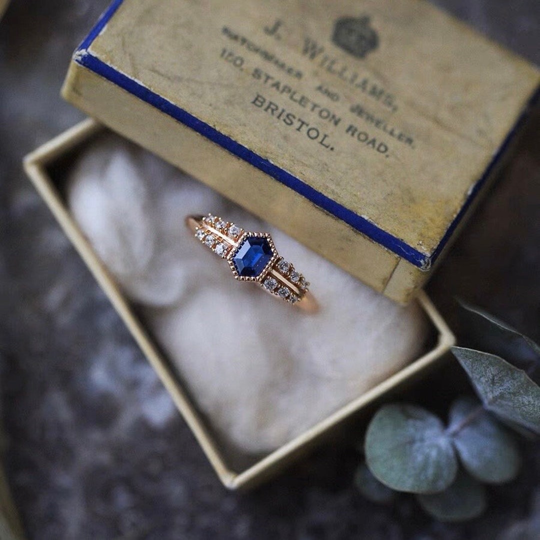 14K Gold Vintage Blue Spinel Ring With CZ Classic Hexagonal Cut ...