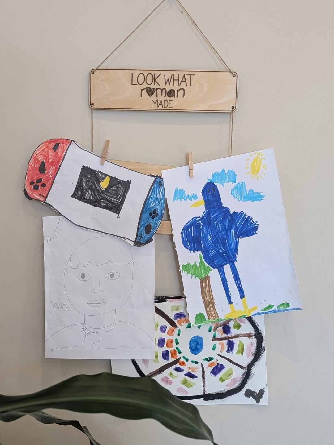 Look What I Made 3-tier Kids' Art Display | Personalized | Kids Artwork ...