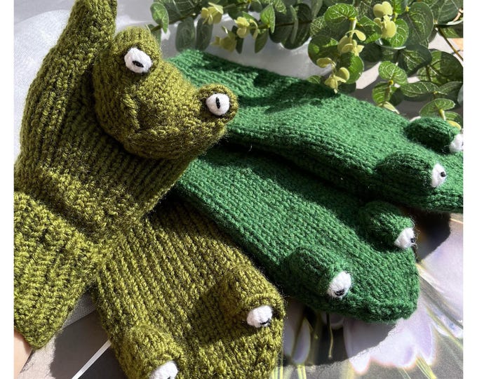 Handknitted Reindeer/fawn Fingerless Mittens/gloves - Brown - Etsy