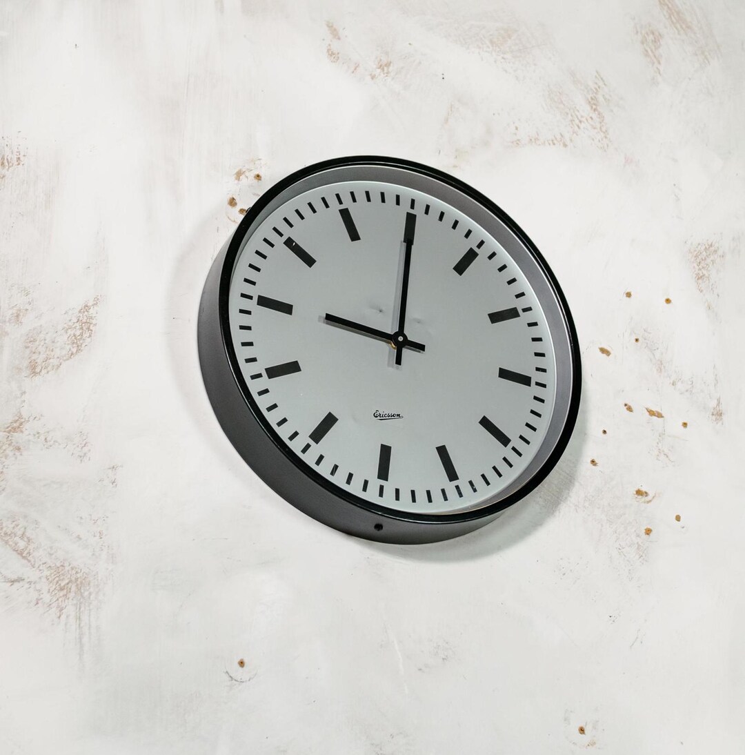 Industrial Black Wall Clock 1960s by Ericsson, Factory Slave Clock ...
