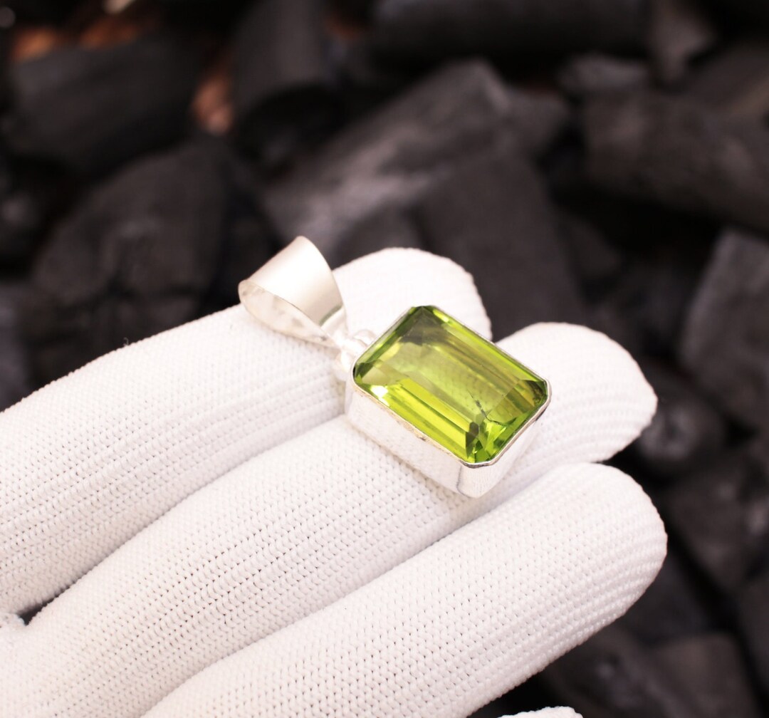 Peridot Pendant, 925 Silver Pendant, Handmade Pendant, Natural Peridot ...