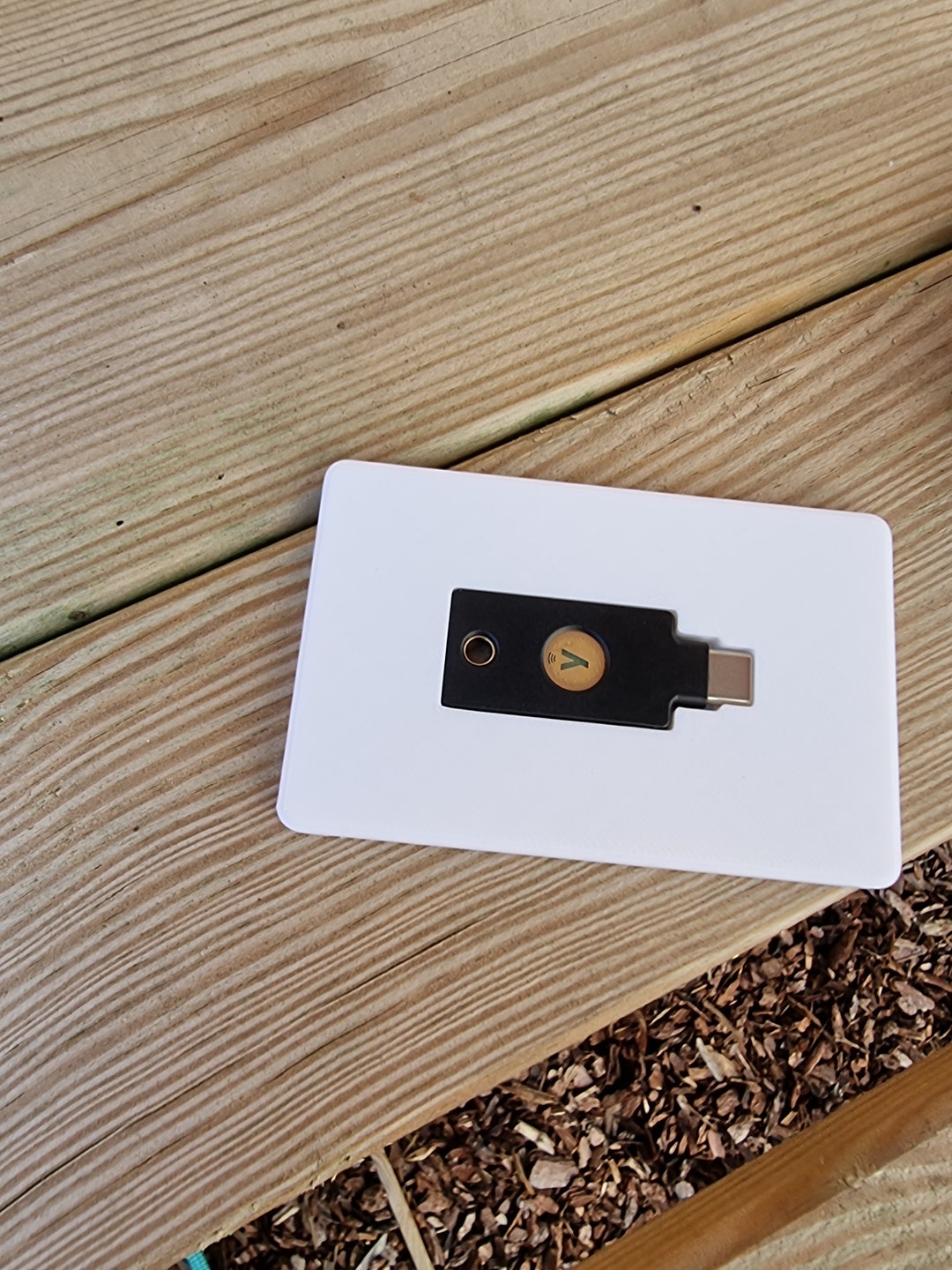 Premium Slim Wallet Card Holder for Yubikey – Secure, Durable, and ...