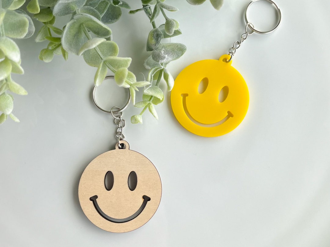 Smiley Face Keychain, Smiley Keychain, Retro Keychain, Retro Smiley ...