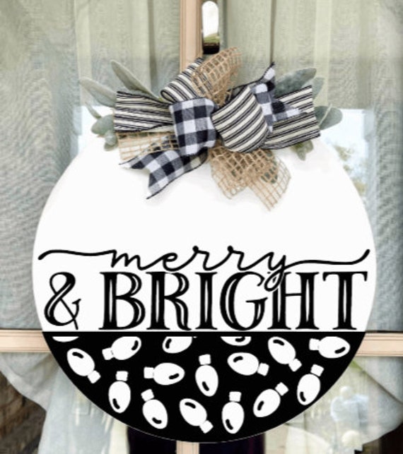 Merry and Bright Round Door Sign Christmas Wreath Holiday - Etsy
