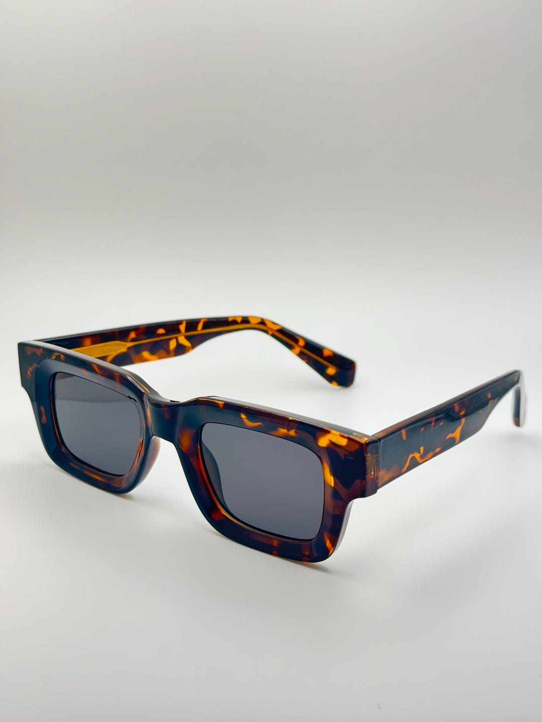 Polarized Square Sunglasses: UV400 Retro Shades for Men & Women ...