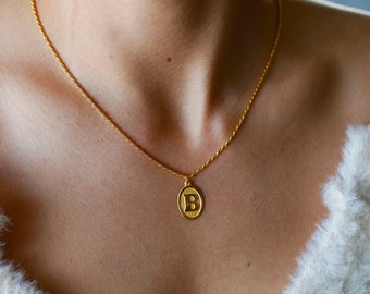 14k Gold Letter Pendant - Etsy