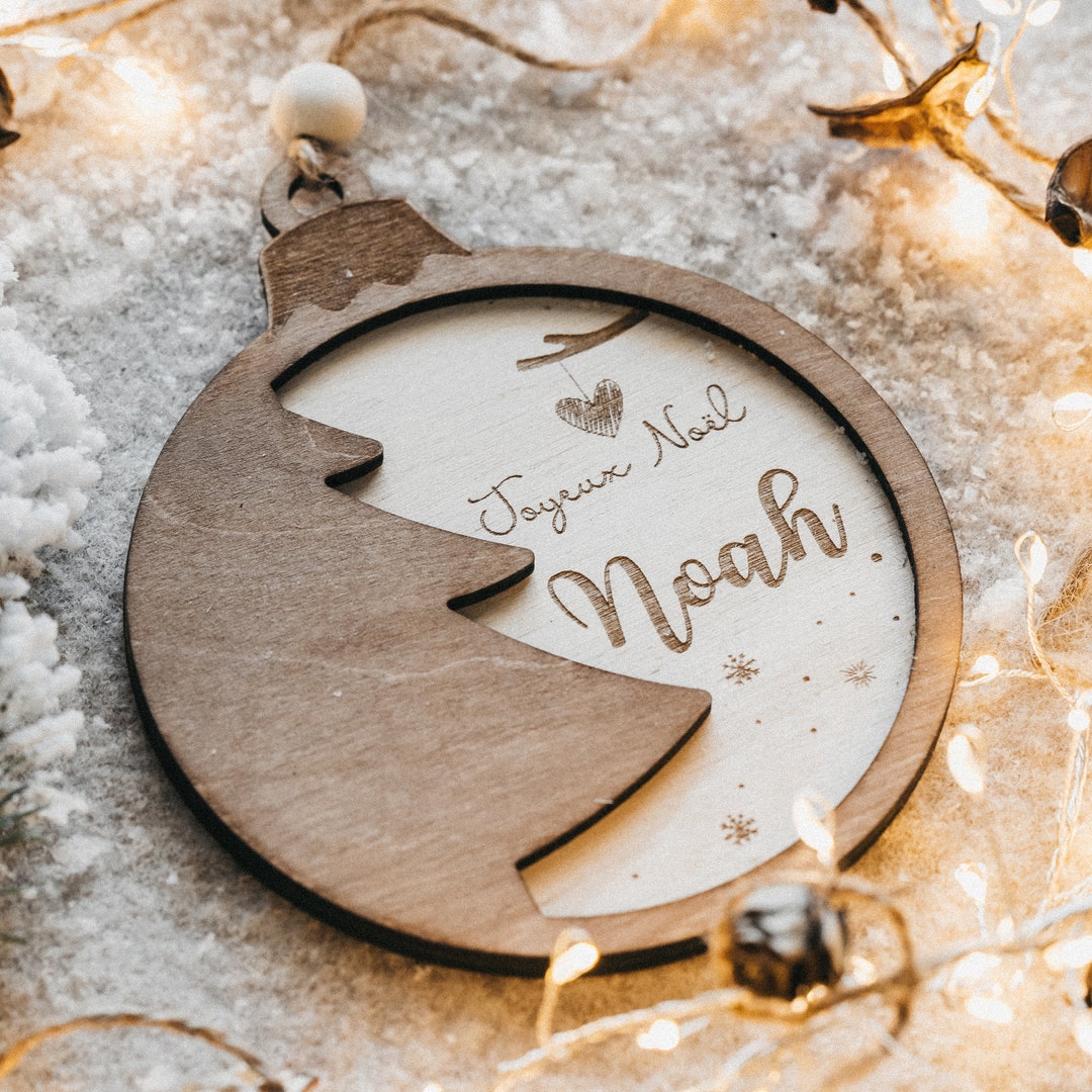 Personalizable Wooden Christmas Ball - Merry Christmas - Christmas Tree ...