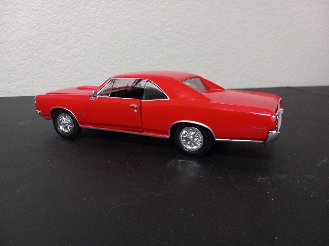 1966 Pontiac GTO 1/24 Scale Diecast Model Car - Etsy
