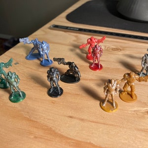 New Commander Miniatures for RISK: 2210 and Other Tabletop Board Games ...