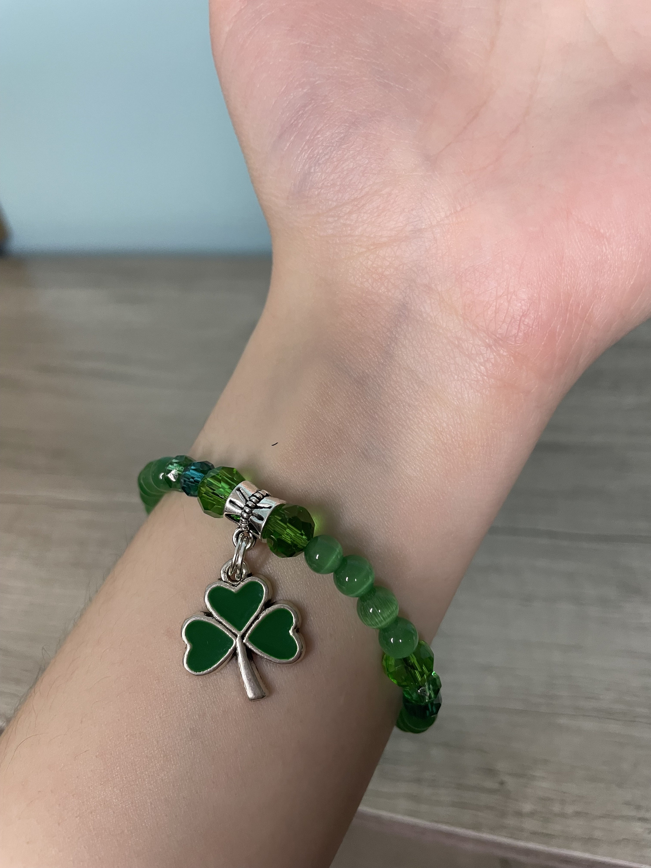 St Patricks Day Green Beaded Shamrock Charm Bracelet St. Patricks Day ...